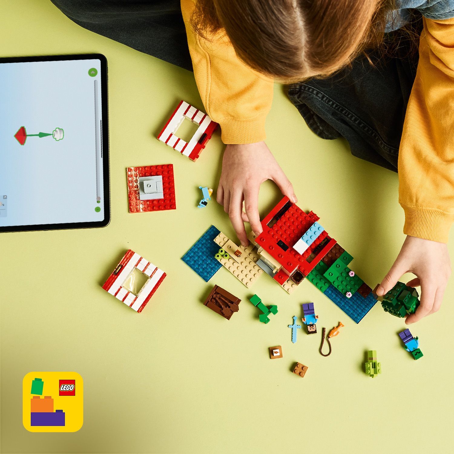 LEGO 21275 Minecraft The TNT Jungle House Building Toy Set