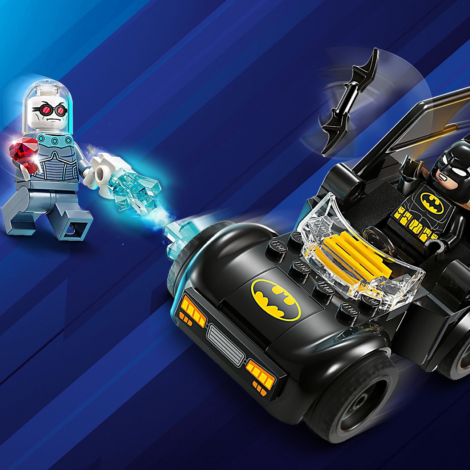 LEGO 76301 DC Super Heroes Batman & Batmobile vs. Mr. Freeze Building ...